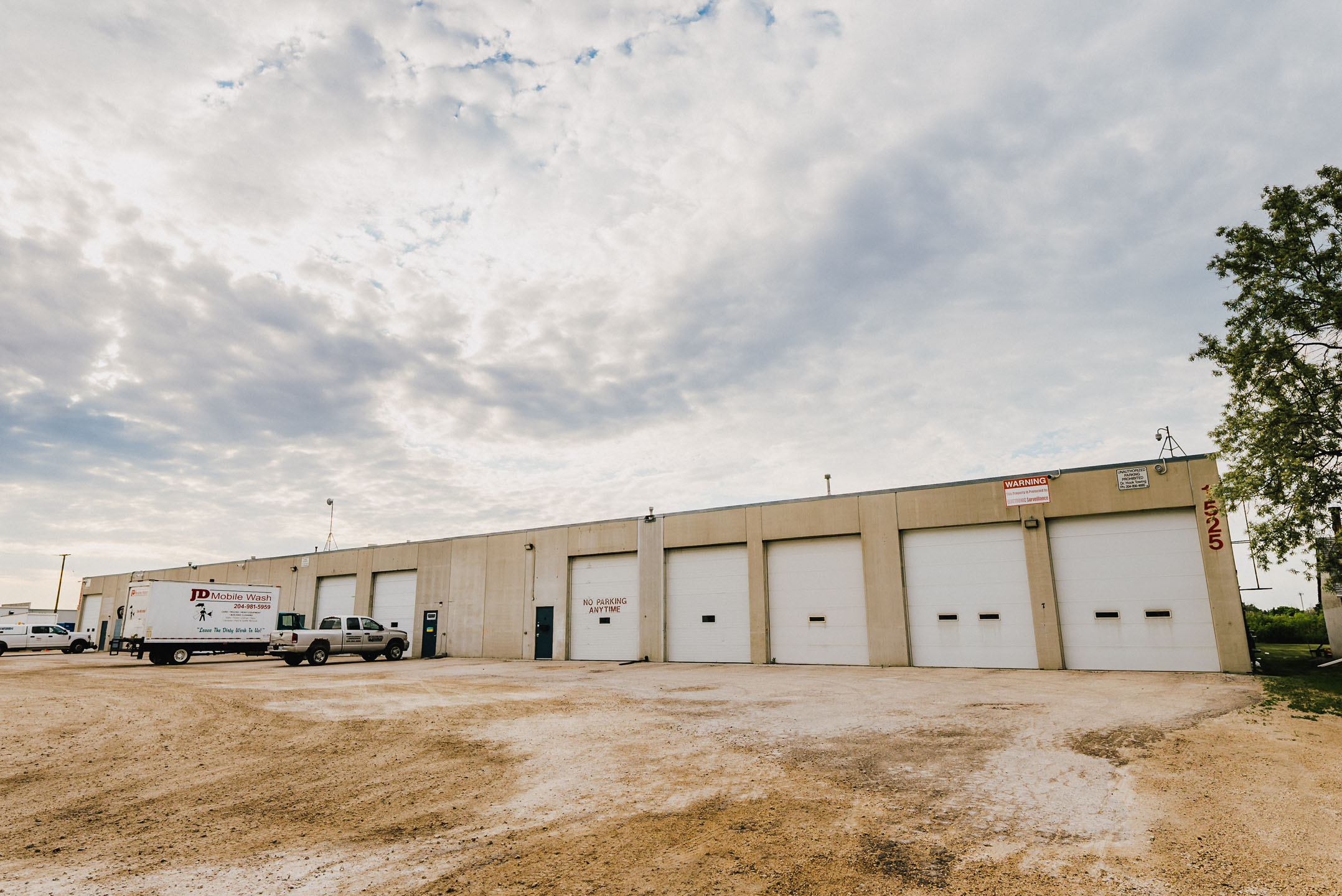 1525 Dugald – | FUTUREMARK